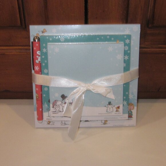 Hallmark | Office | Peanuts Snoopy Memo Pad Set | Poshmark